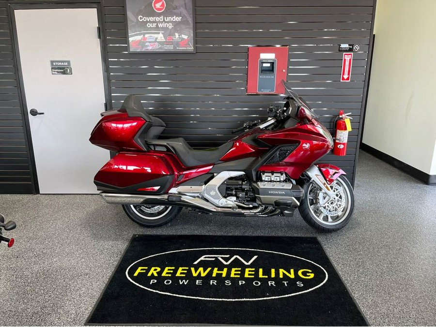 2023 Honda GOLDWING TOUR - Candy Ardent Red for sale in Douglasville, GA