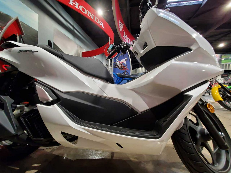 2022 Honda PCX 150 for sale in Santa Ana, CA