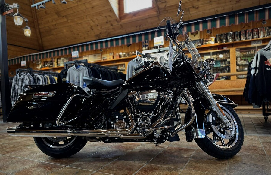 2025 Police Road King FLHP Vivid Black for sale in Troy, NY