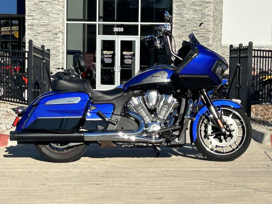 2022 Indian Motorcycle® Challenger® Limited Spirit Blue Metallic/Black ...