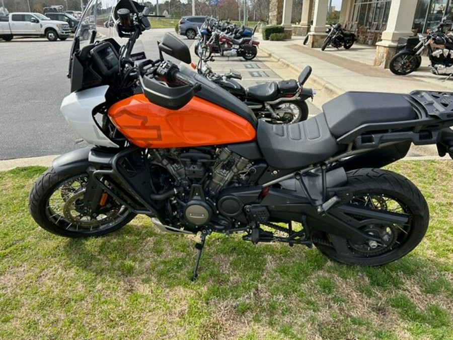 2021 Harley-Davidson Pan America™ 1250 Special Baja Orange/Stonewashed ...
