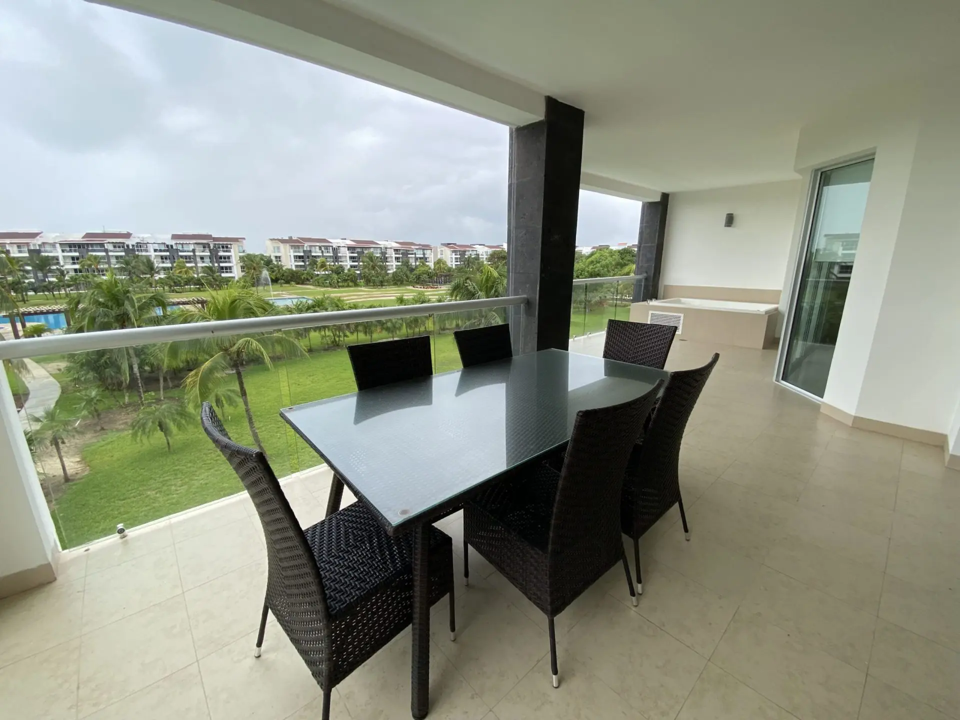 Nick Price C312 - Moskito Real Estate