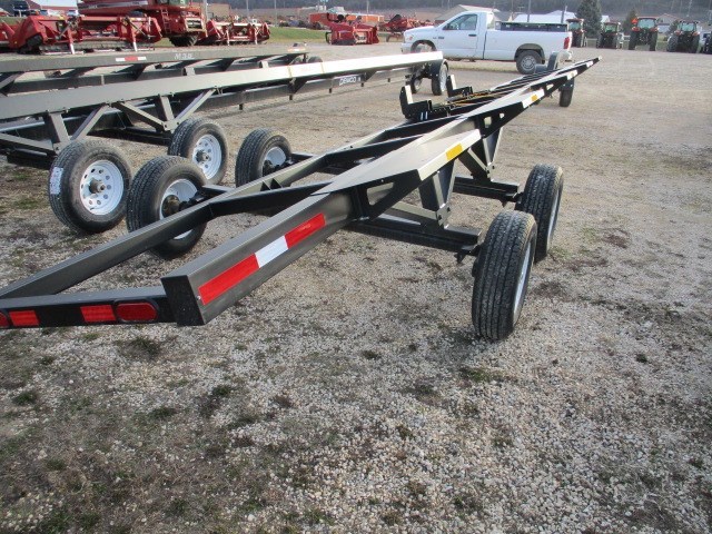 How Unverferth Header Trailers Ensure Safe Combine Transport ...