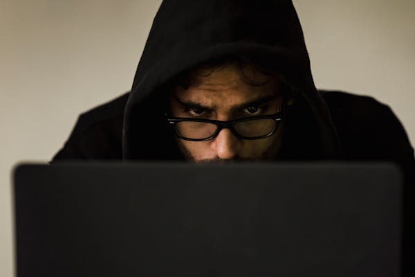 Shield Yourself from Online Hackers: A Quick Start Guide Shield Yourself from Online Hackers: A Quick Start Guide