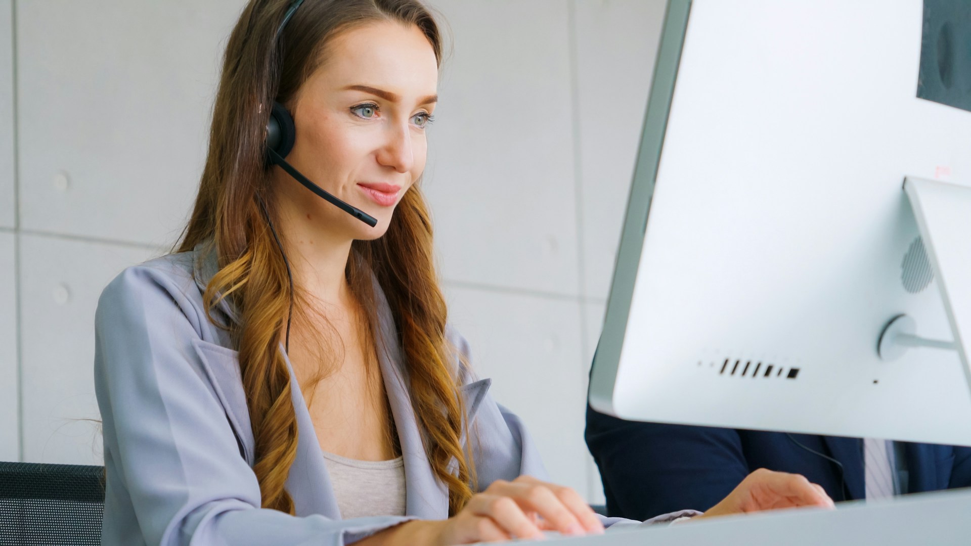 How AI Can Improve Client Communication