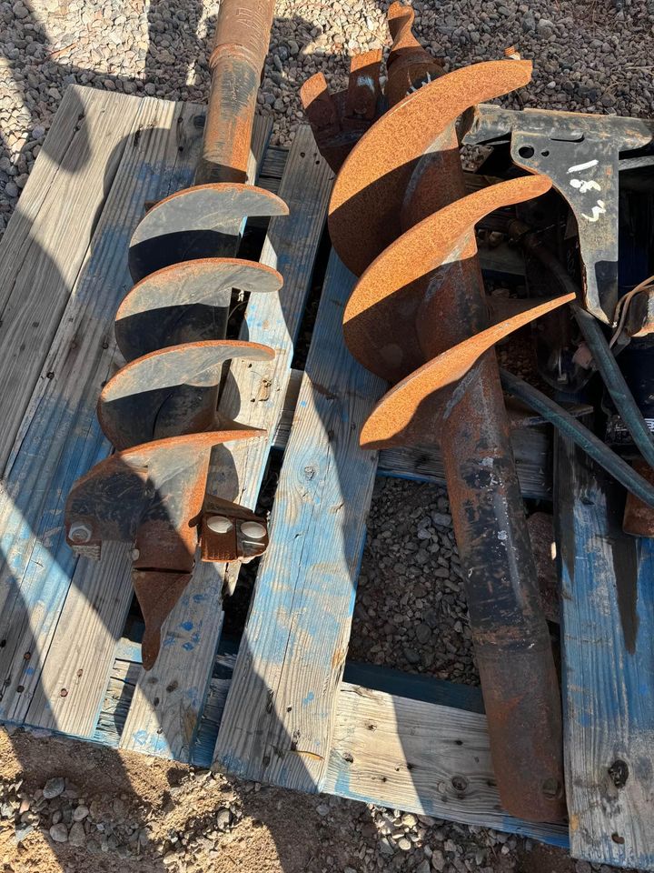 Dingo Auger Attachment 9” and 12” Excavator