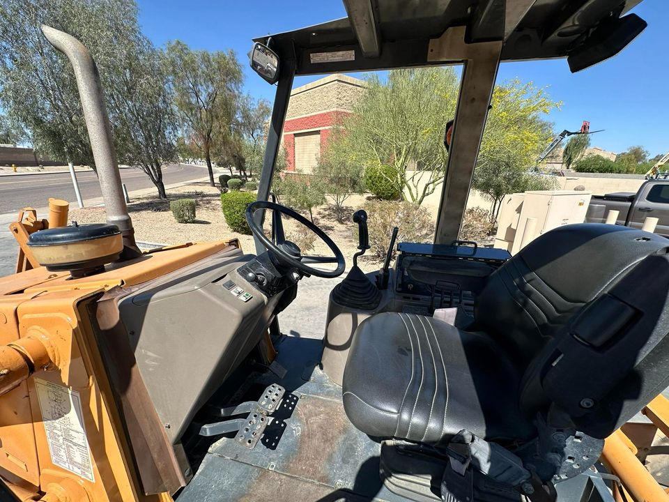 2012 CASE 570MXT III Skip Loader 4WD