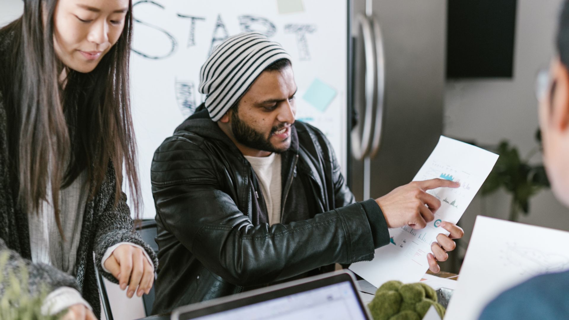 7 Steps to Successfully Pitch Your Film to Investors