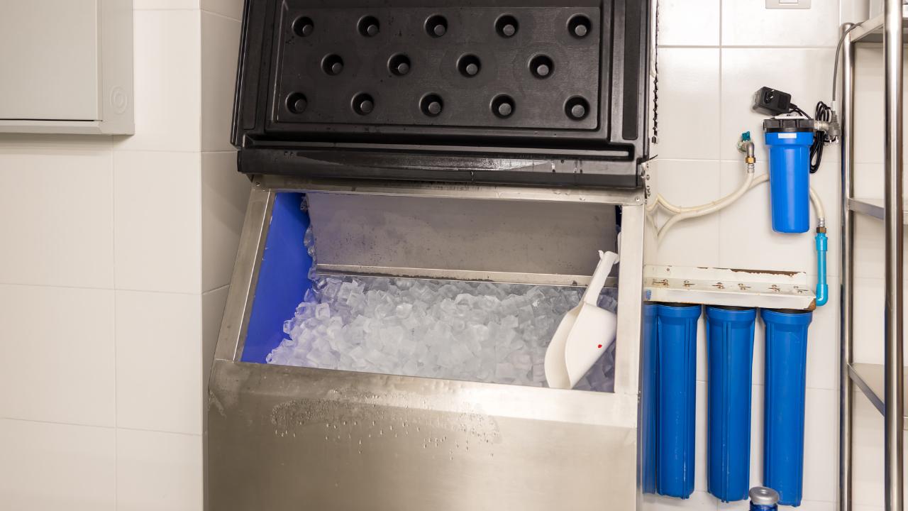 How to Troubleshoot a Leaking Ice Machine