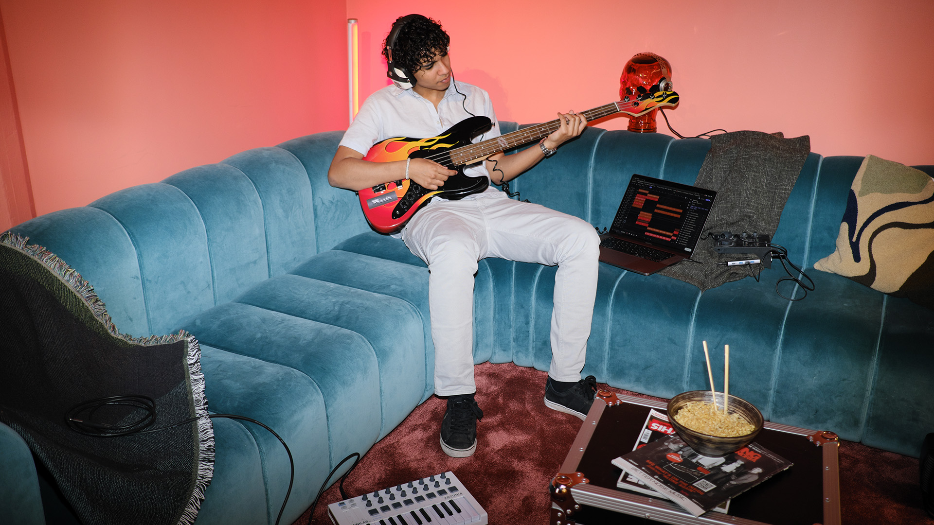 How To Set Up A Mobile Recording Studio Anywhere – Soundtrap Blog