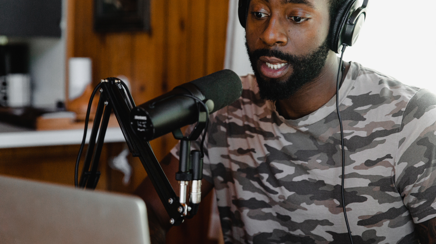 The Complete 2024 Podcast Equipment Buyer’s Guide - Budget to Premium ...