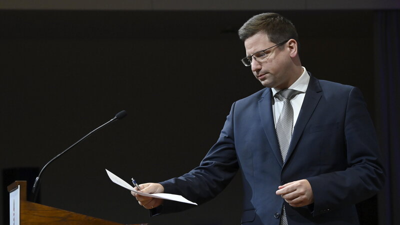 Gulyás Gergely bejelentése: Lantos Csaba Palkovics utóda | Nap Híre