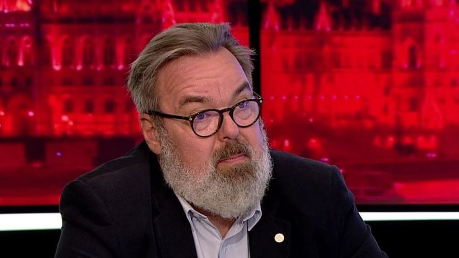 Rendkívüli hír: van az országban valaki, aki sajnálja L. Simon László ...