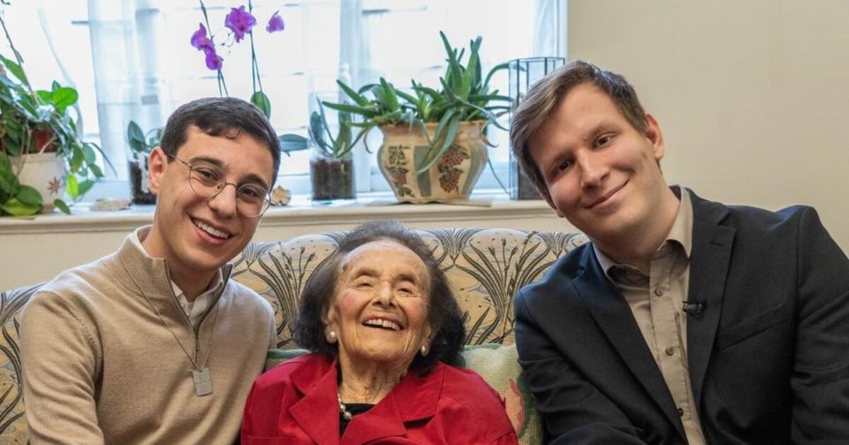 Levelet írt Károly király a szülinapos Lily Ebertnek - Berecz Peti is ...