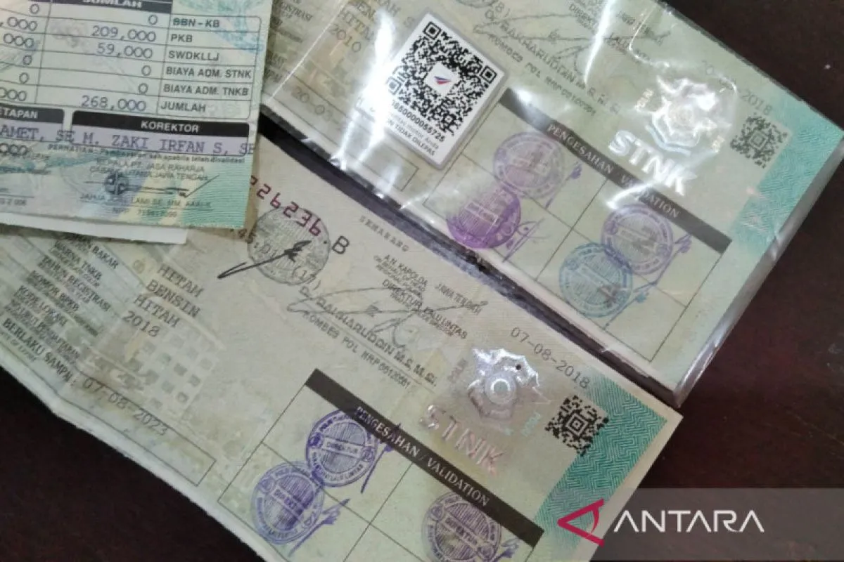 Cara Mudah Membedakan STNK Asli dan Palsu | Narasi TV