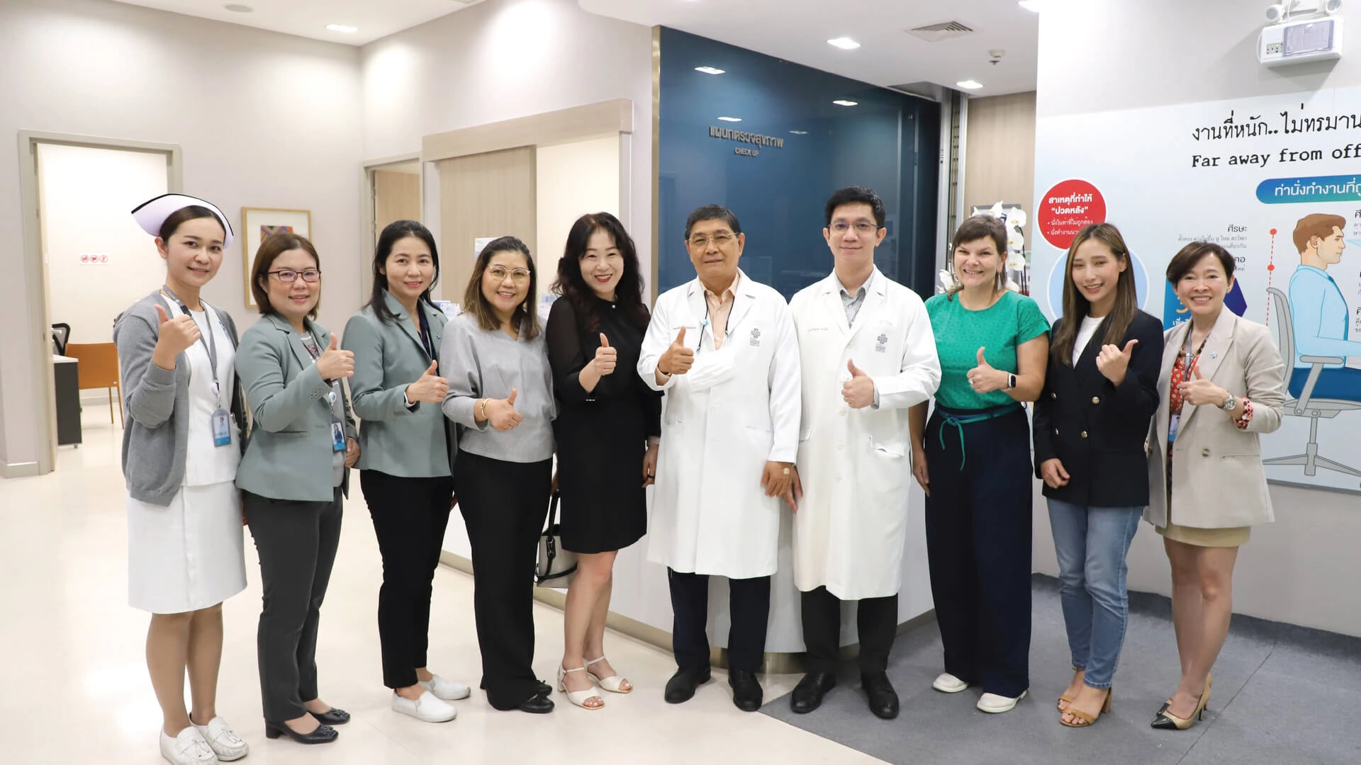 โรงพยาบาลนวเวช ต้อนรับคณะจาก Roche Diagnostics Asia Pacific Pte Ltd ...