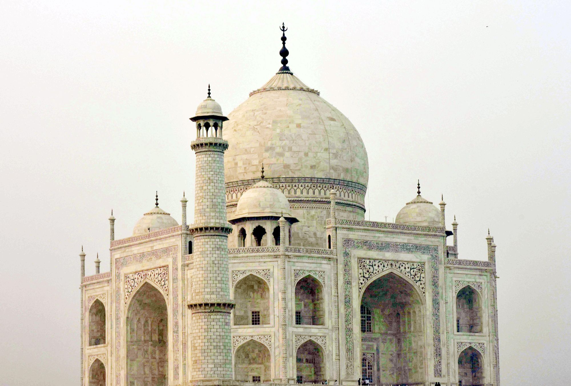 Photo feature: Taj Mahal, a symbol of lasting love