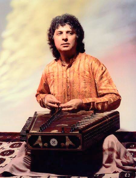 Famous Santoor player dies at 84