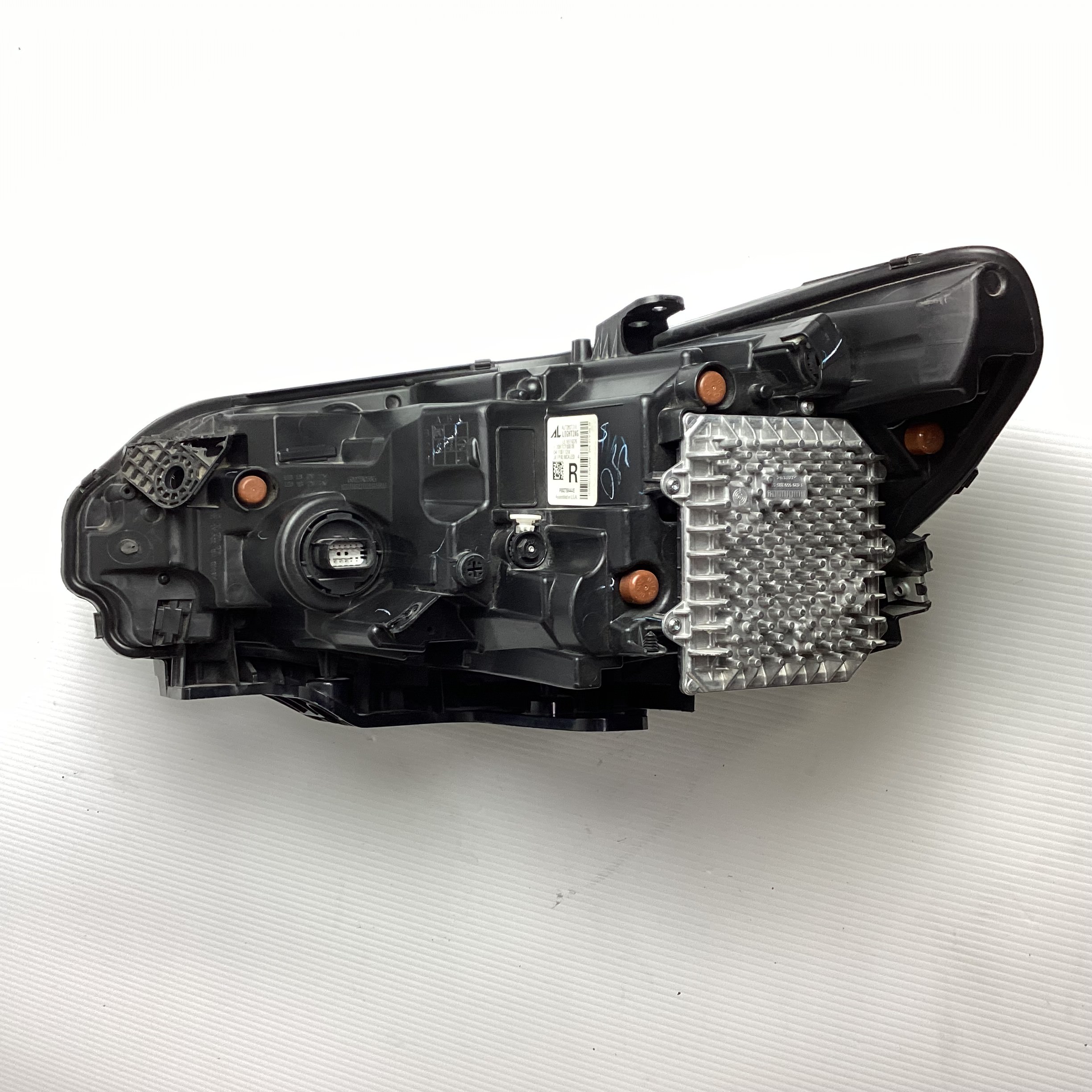 2019-2021 Jeep Cherokee Right Passenger Side Headlight LED OEM ...