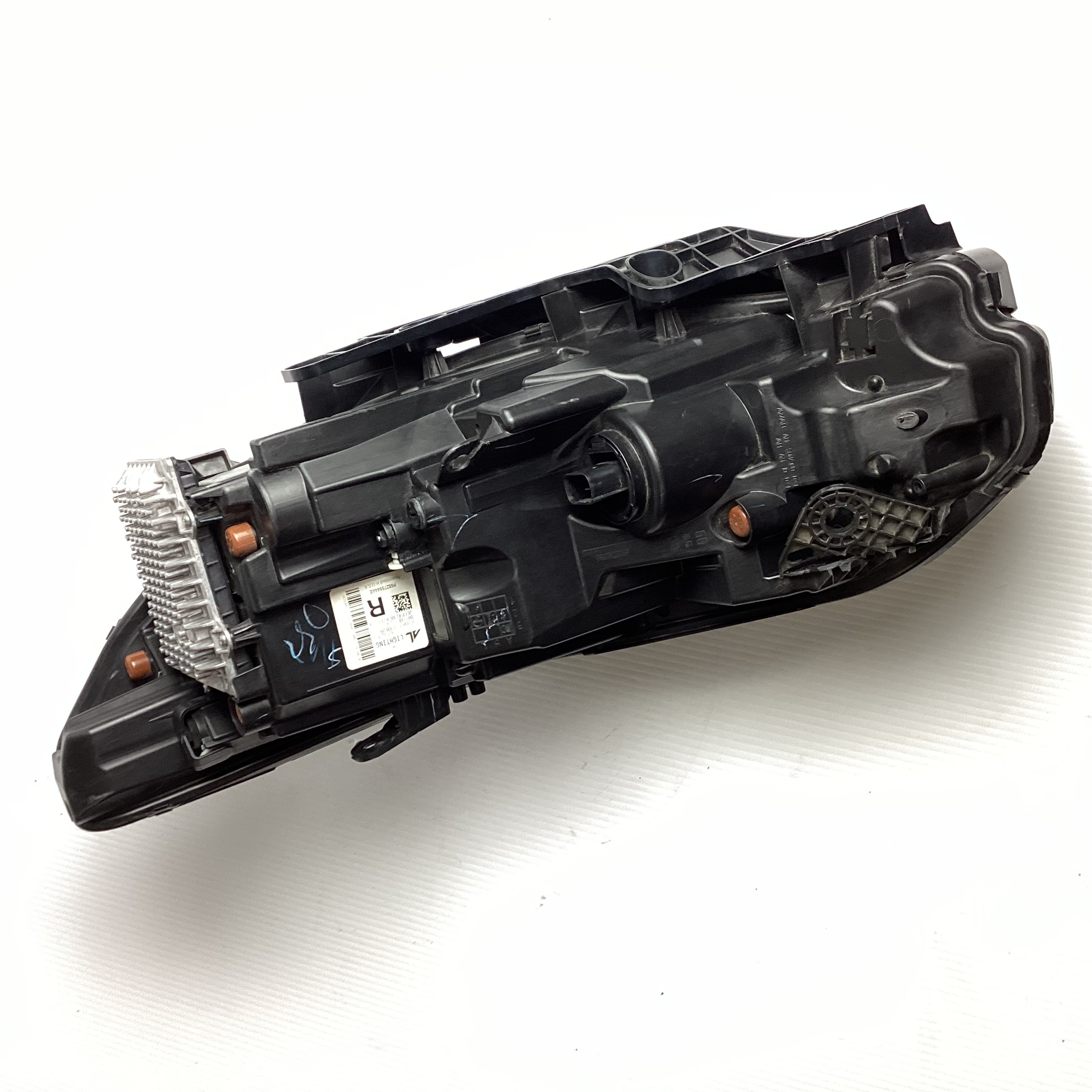 2019-2021 Jeep Cherokee Right Passenger Side Headlight LED OEM ...