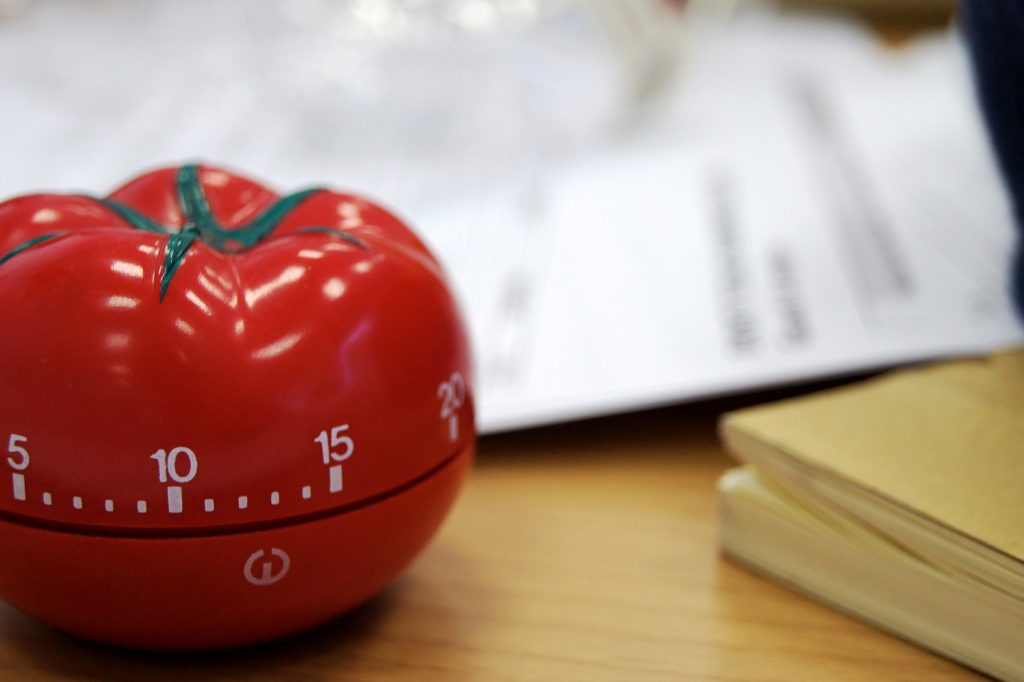 Técnica pomodoro e a gestão de tempo: tudo sobre - Oitchau