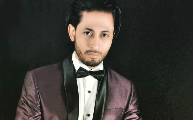 Akram Adel | Akram Adel celebrates the release of song | eeMe