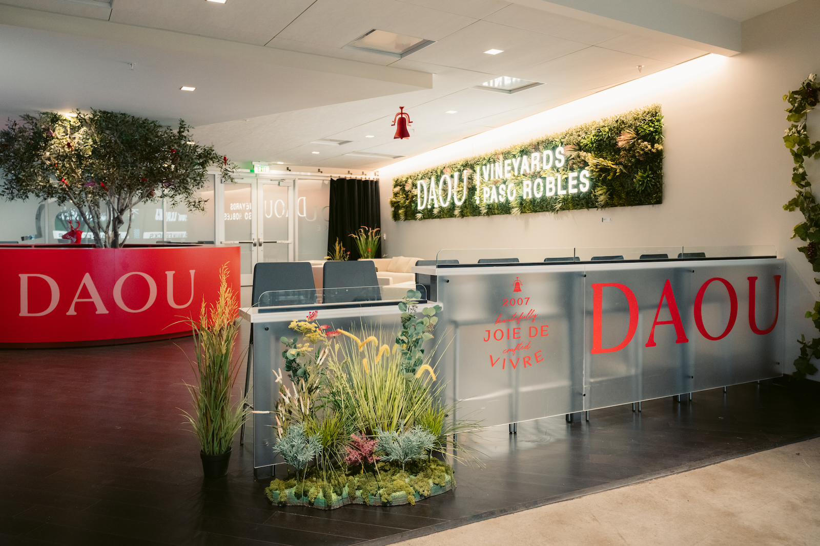 DAOU Lounge marks landmark partnership between Paso Robles winery & the ...