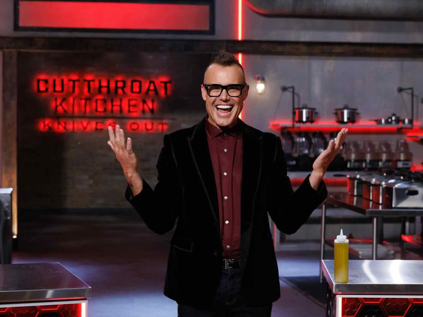 Adam Pawlak faces sabotage on "Cutthroat Kitchen: Knives Out"