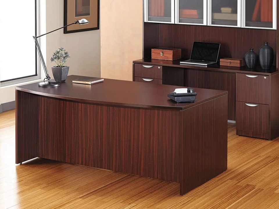 How to choose an office desk | OnTimeSupplies.com