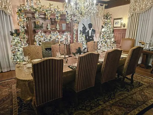 Pittsburgh Symphony Splendor House Tour theme features Broadway shows