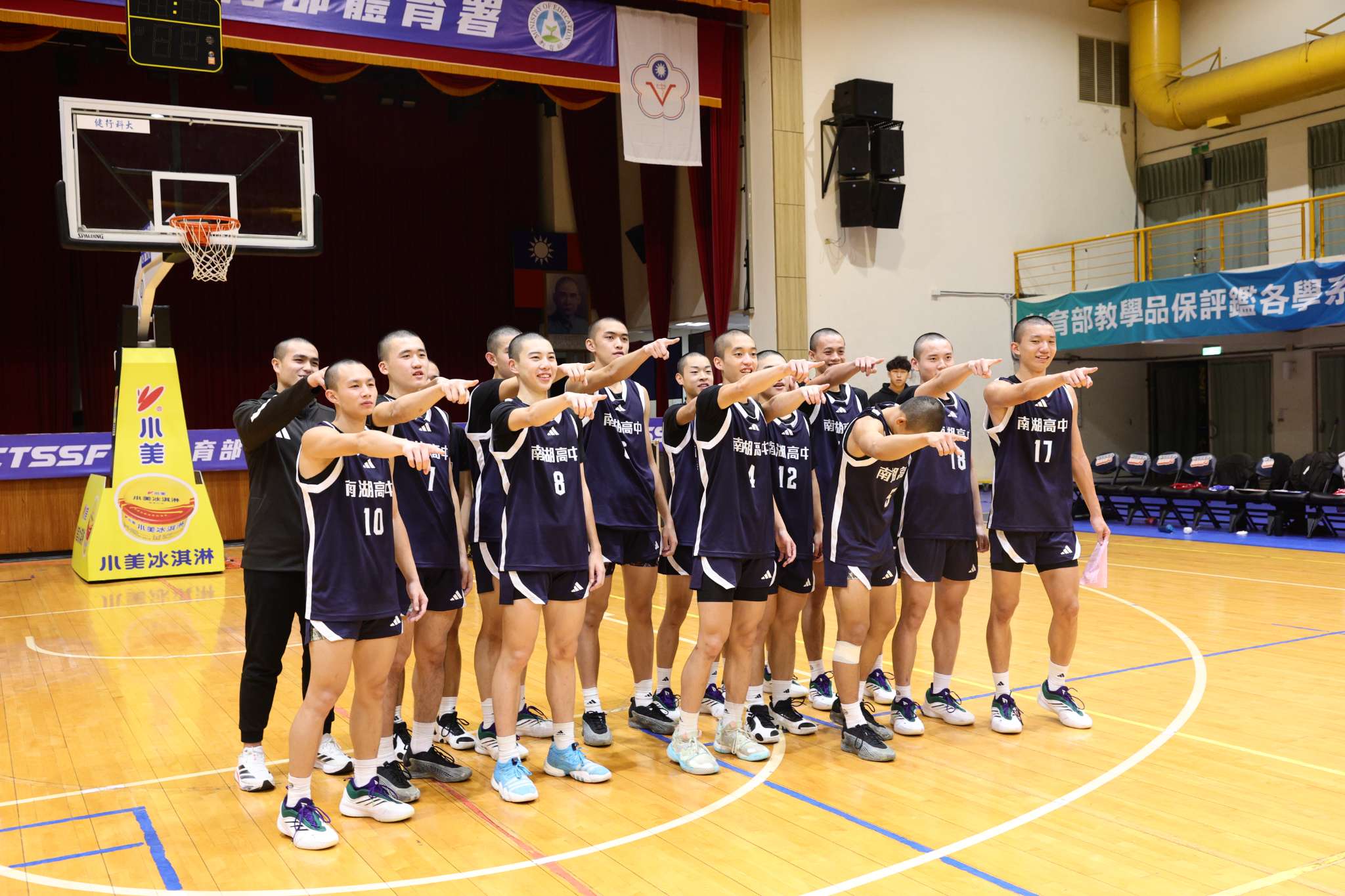 今年男生組預賽的16支隊伍，將自11月21日起至24日，於彰化縣立體育館進行賽事，而四個分組將各取前三名，晉級12強複賽。