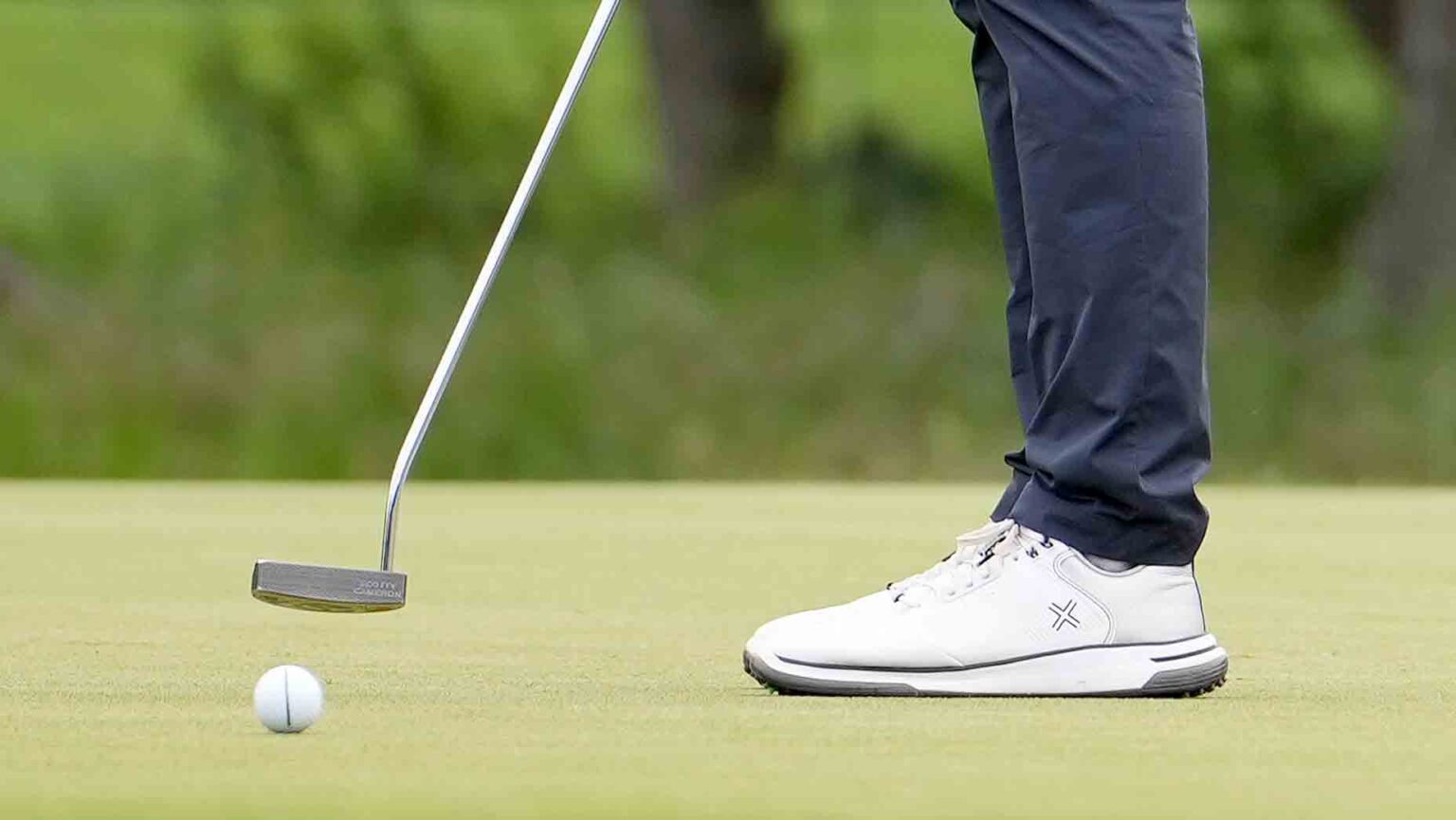 Cheat Sheet: Remember these simple rules for a foolproof putting setup
