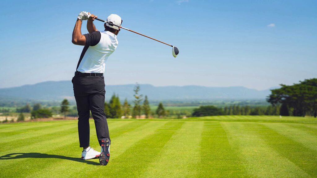 How to get a balanced, centered setup position to start your golf swing