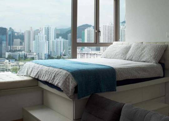 The Hong Kong window ledge