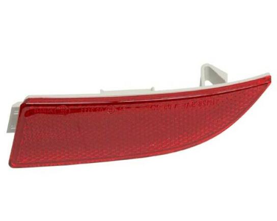 BMW Reflector – Passenger Side 63147162218 Genuine BMW 63147162218