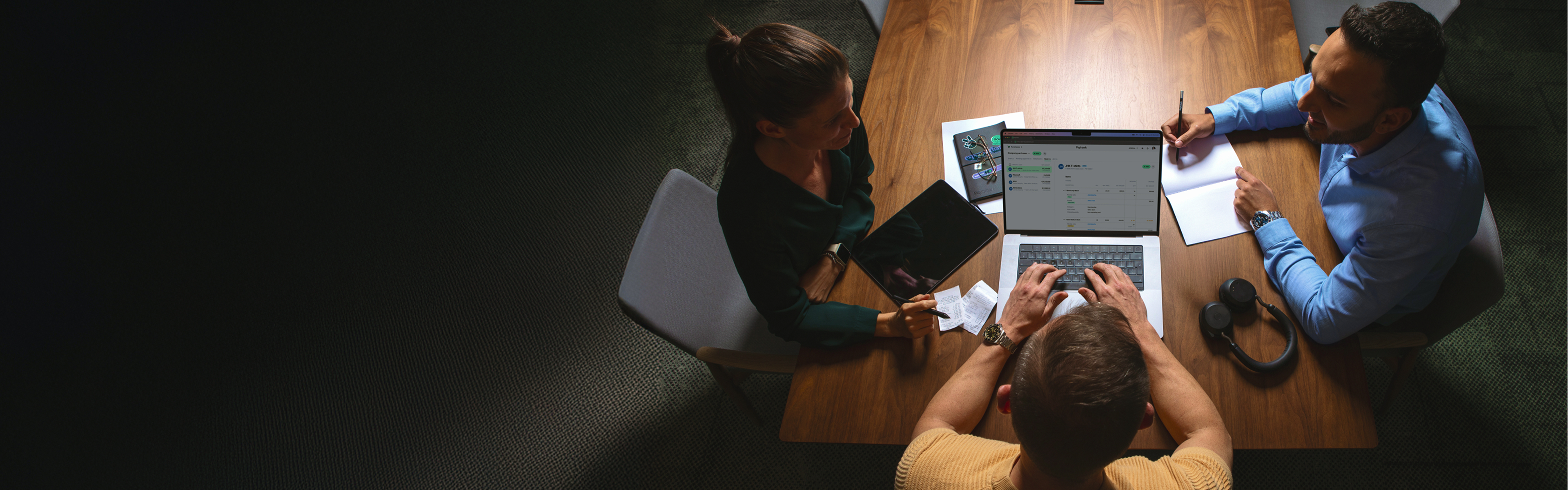 AI-Powered Platform for Spend Management & Finance Orchestration | Payhawk