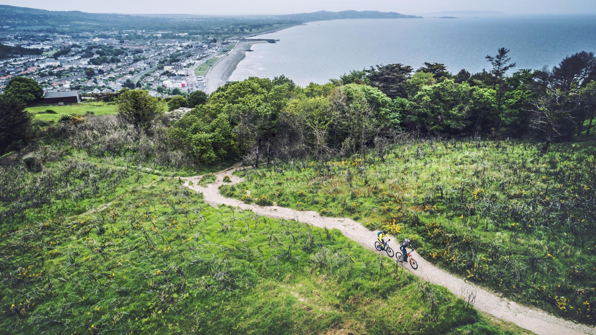 Cube Stereo hybrid 120 race 625 sparkorange´n´black à 4599 € en ligne ou dans votre magasin ...