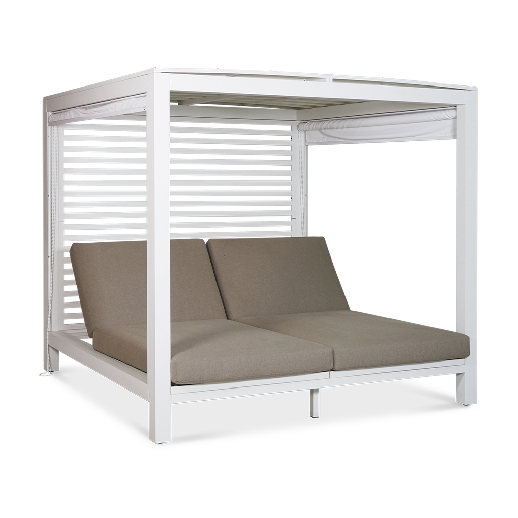 Luxe Daybed | Luxury Outdoor Lounger