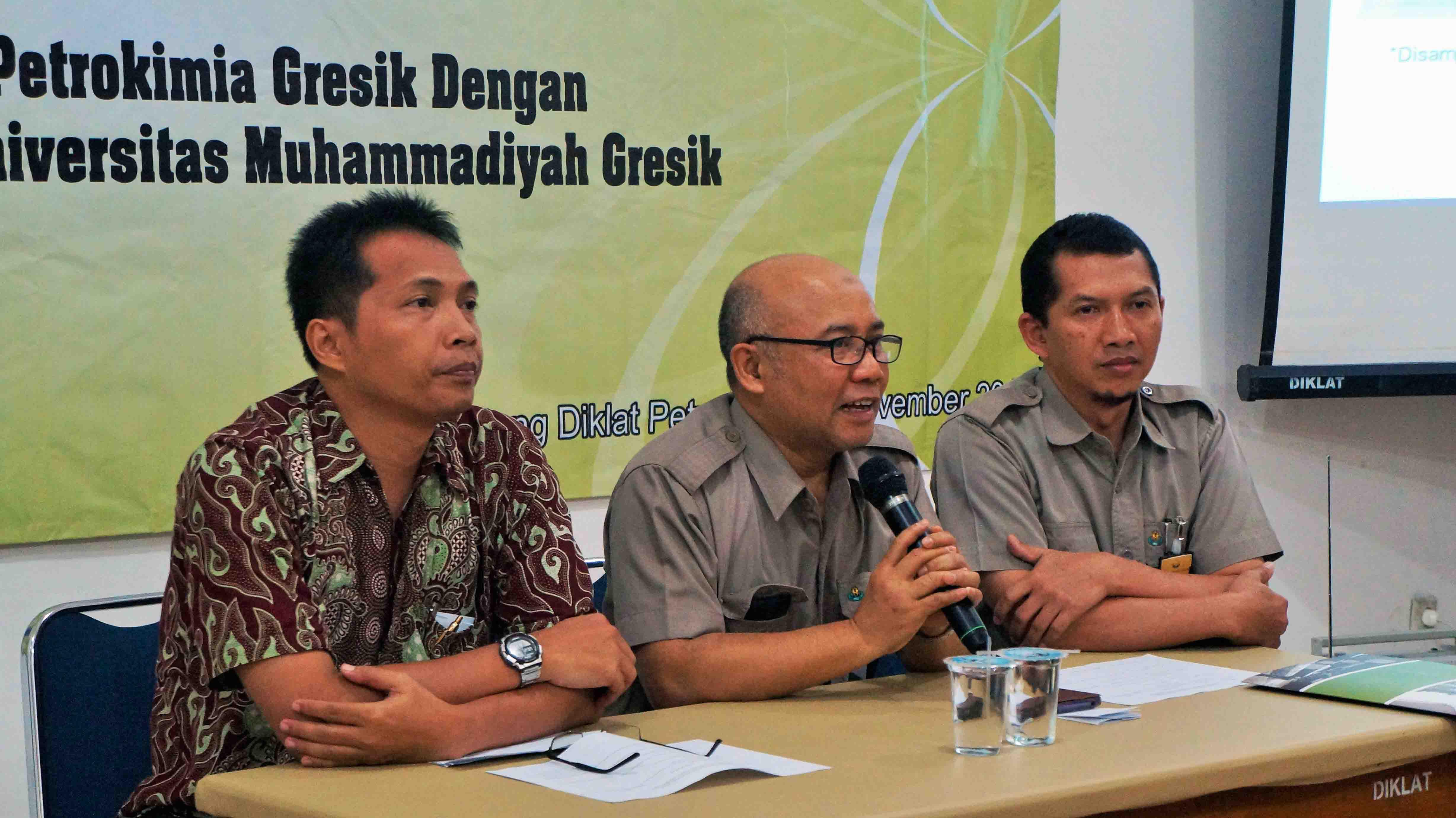 SALAH SATU BENTUK CSR PETROKIMIA GRESIK | PT. Petrokimia Gresik SALAH SATU BENTUK CSR PETROKIMIA GRESIK | PT. Petrokimia Gresik