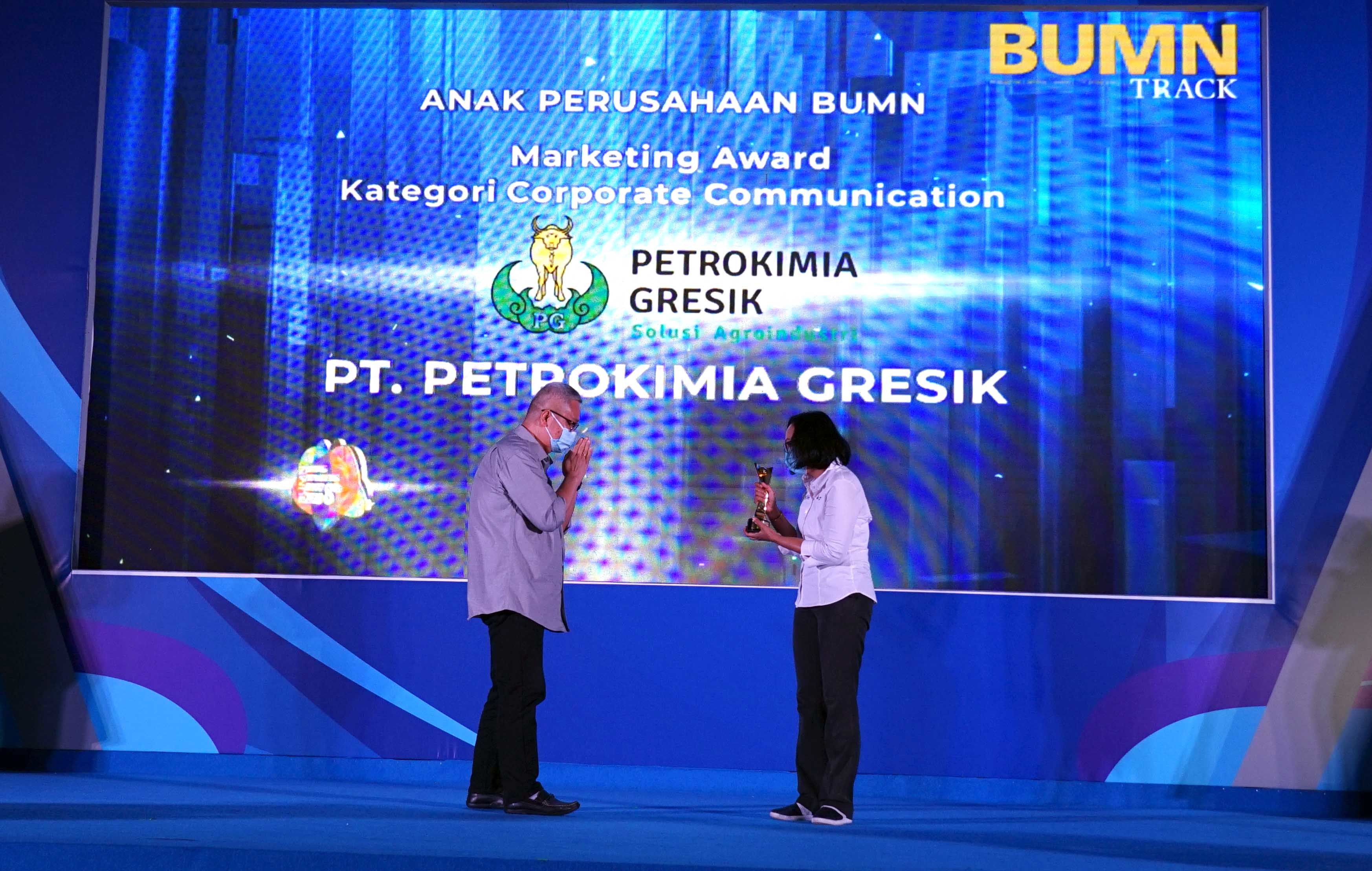 Petrokimia Gresik Diganjar Dua Penghargaan… | PT. Petrokimia Gresik Petrokimia Gresik Diganjar Dua Penghargaan… | PT. Petrokimia Gresik