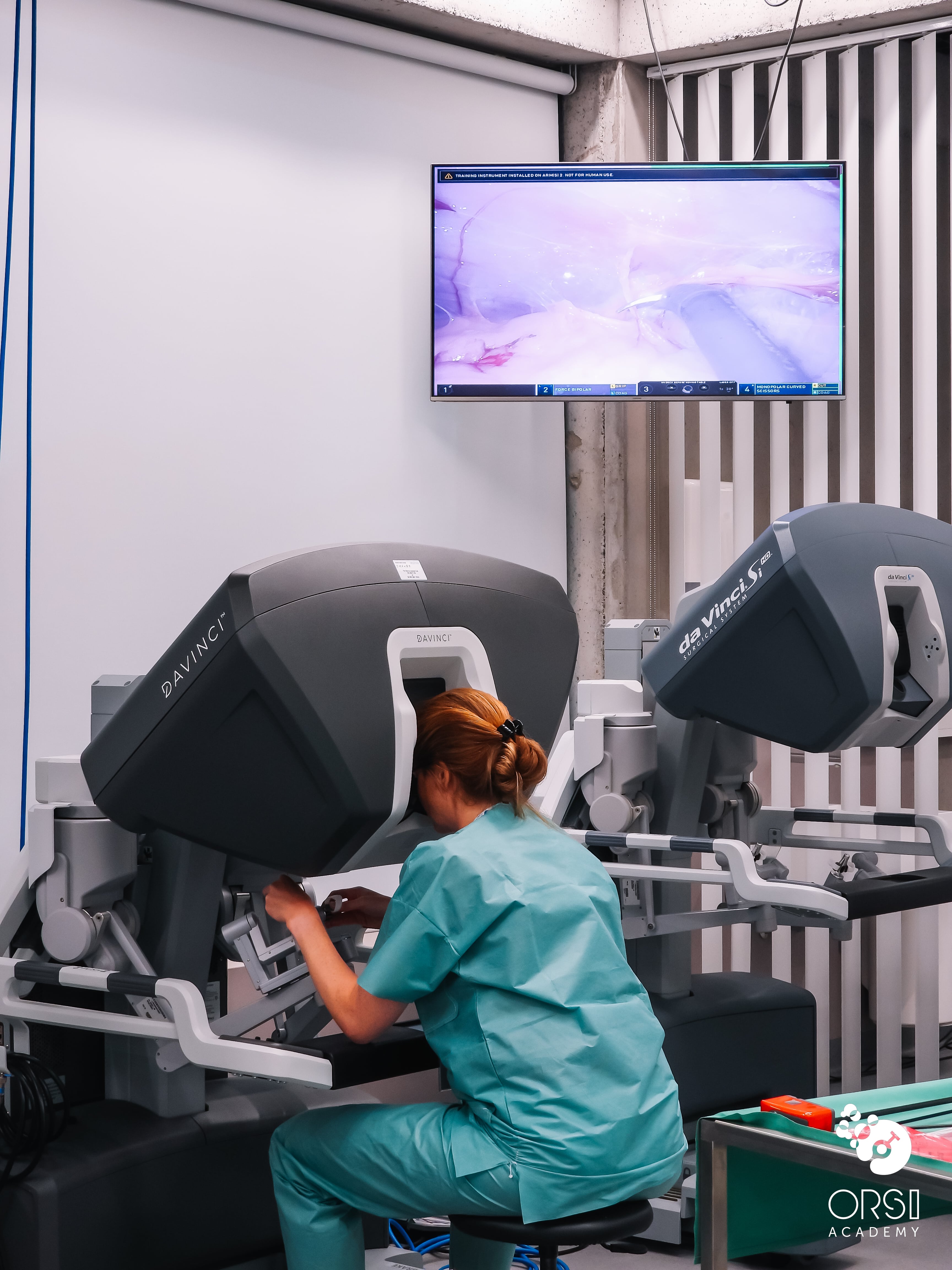 Invivox - HOT Basic & Advanced Robotic Hernia Repair Course