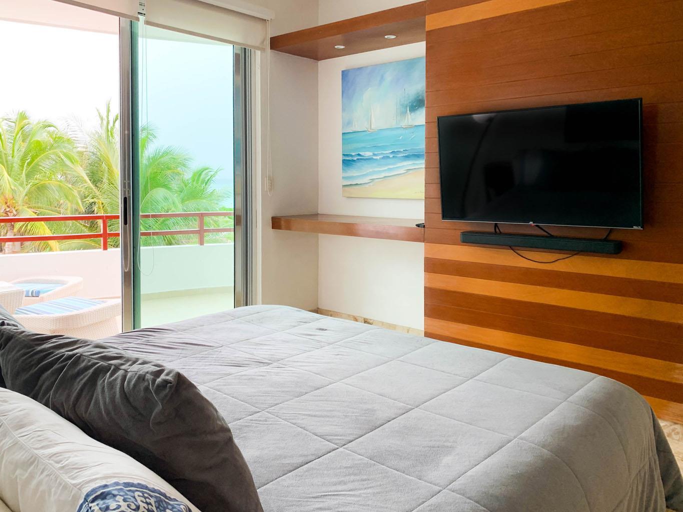 Fantastic 2 Bedroom Beachfront Condo for Sale in Playa del Carmen ...