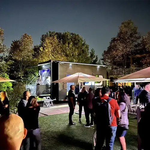 Golf Simulator for Corporate Events | Dryvebox