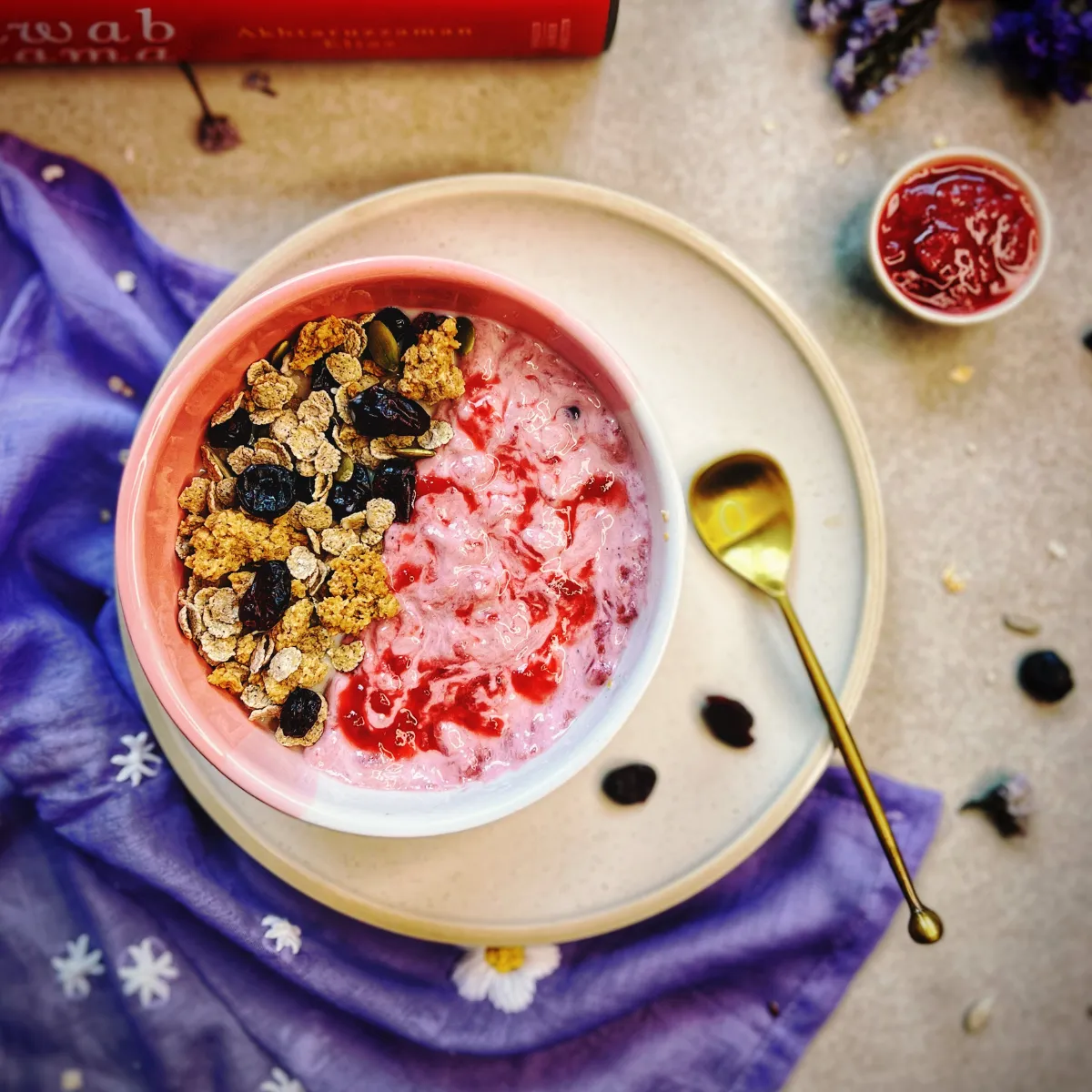 Zesty Berry Overnight Oats