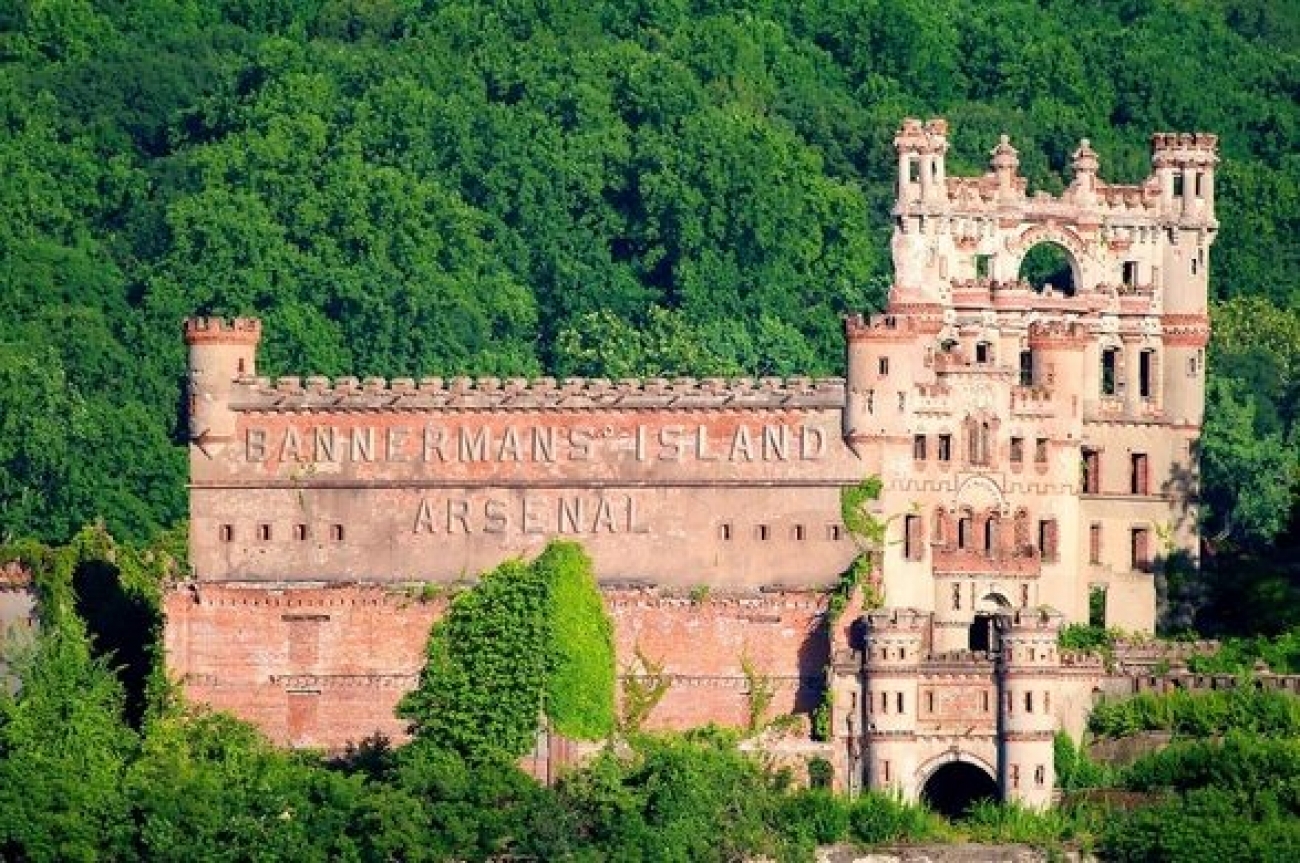 Bannerman's Castle, Beacon, New York | Plugon