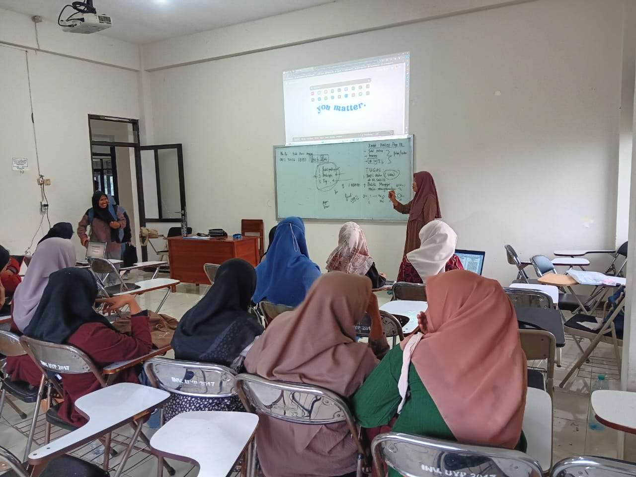KESERUAN KAMPUS MERDEKA, PRAKTISI MENGAJAR, DI UNIVERSITAS YUDHARTA ... KESERUAN KAMPUS MERDEKA, PRAKTISI MENGAJAR, DI UNIVERSITAS YUDHARTA ...
