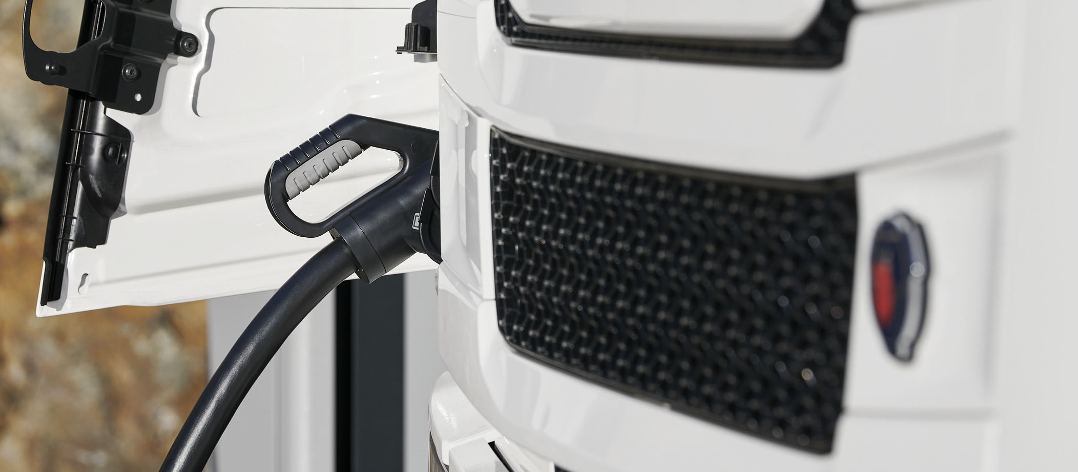Scania Charging Access per veicoli industriali e bus: la ricarica ... Scania Charging Access per veicoli industriali e bus: la ricarica ...