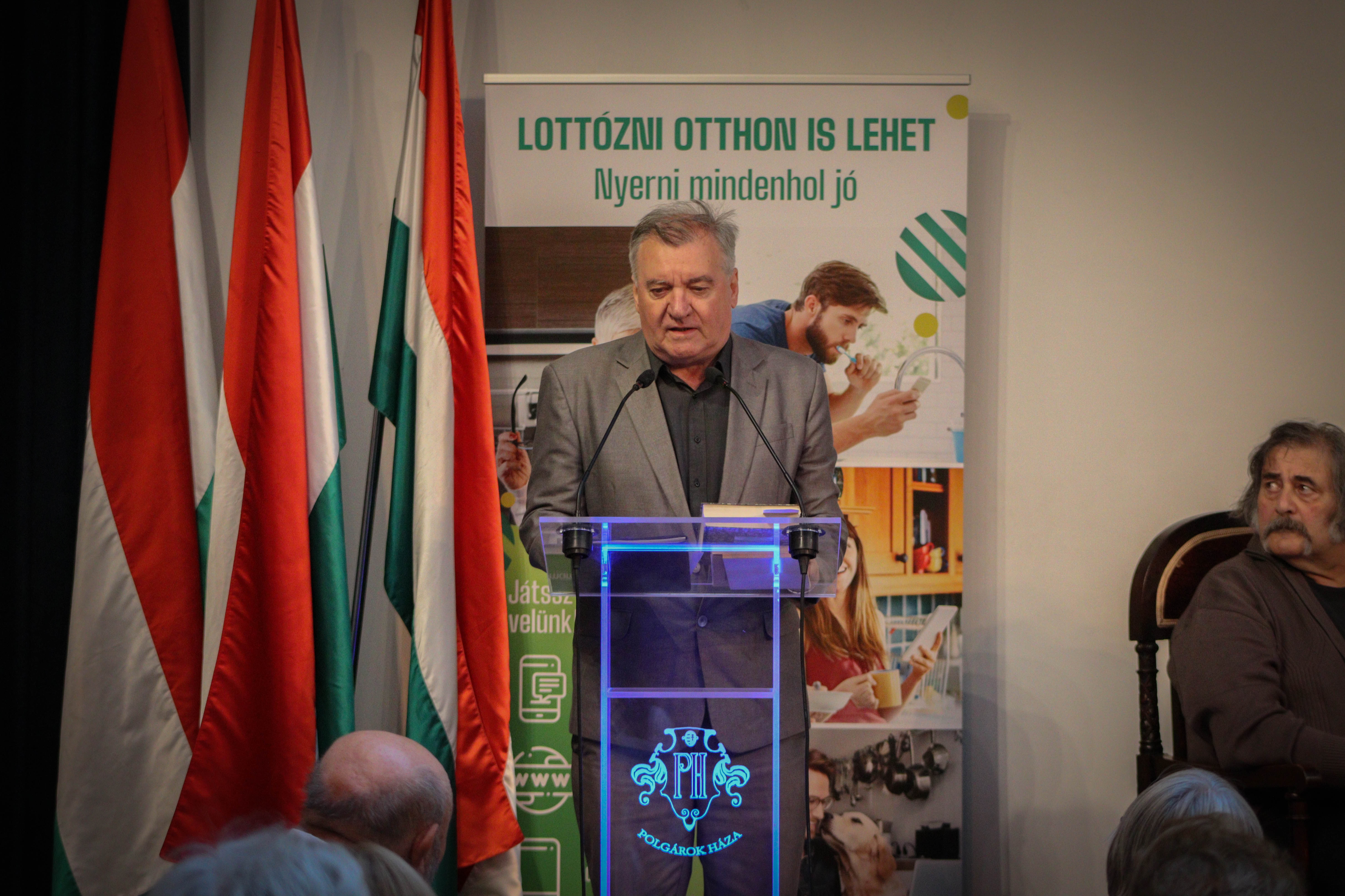 Magyar Főnix | Polgárok Háza