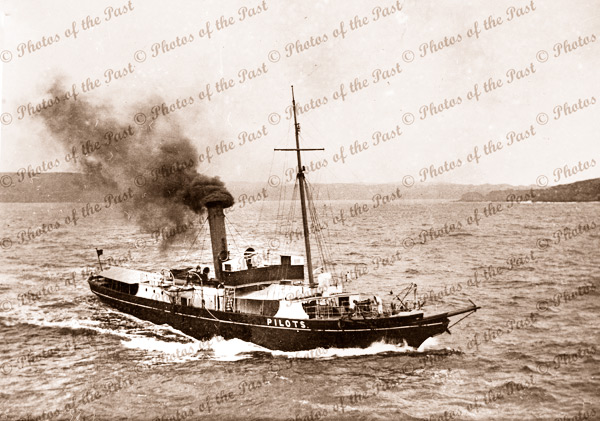 Pilot CAPTAIN COOK – Photos of the Past