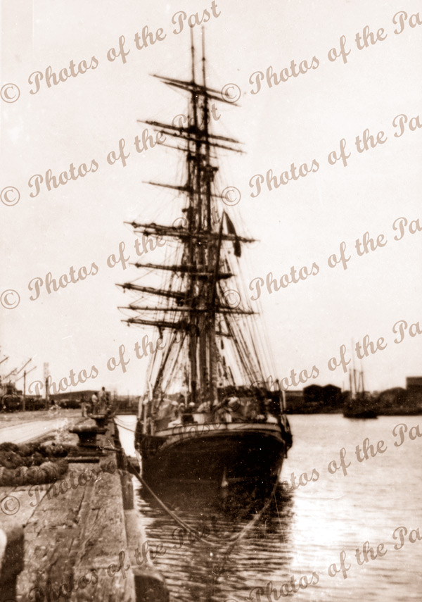 Ship JOSEPH CONRAD – Photos of the Past